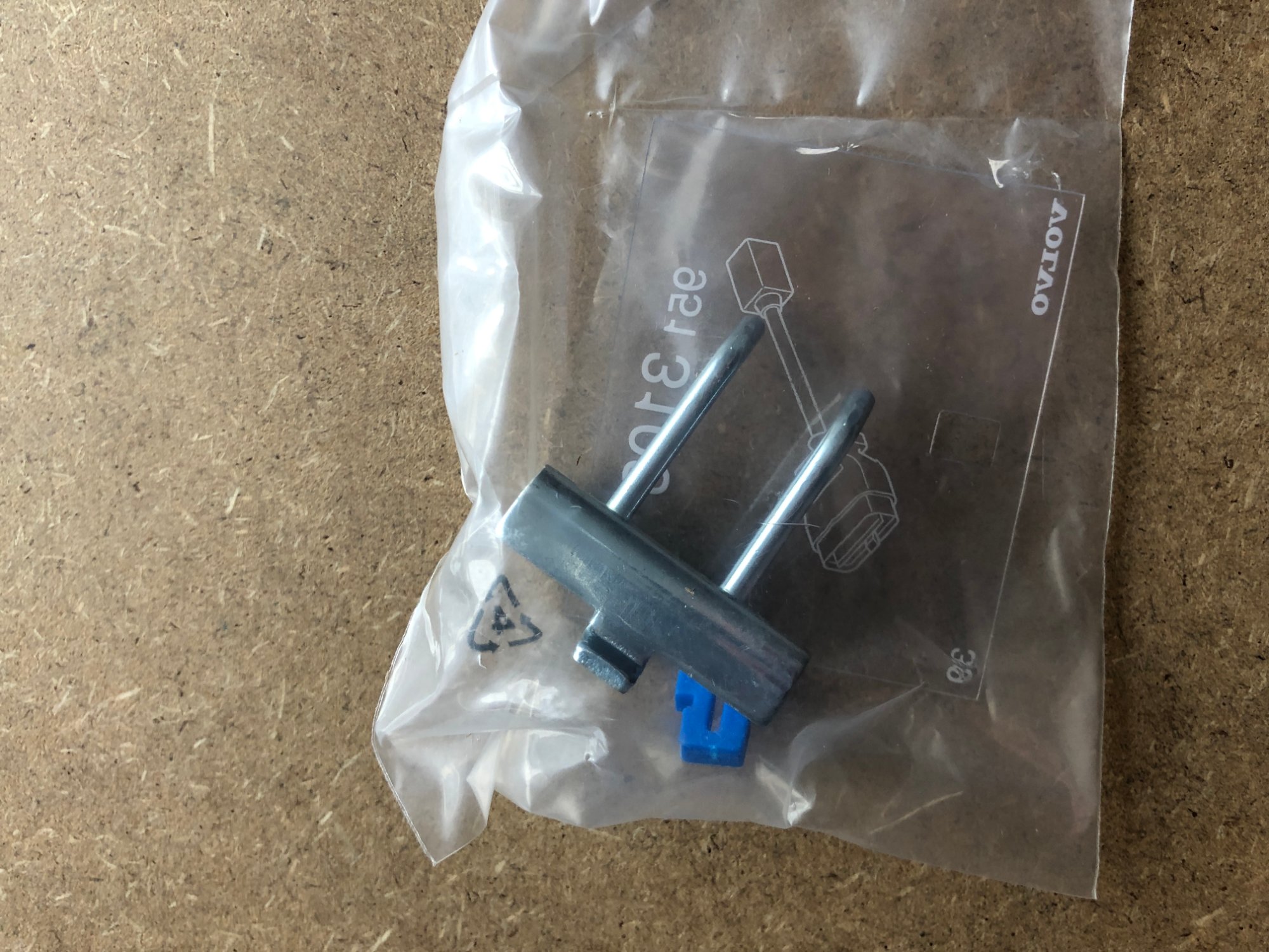 Volvo VOE Adapter - 9513108 - Genuine | D5T5.com